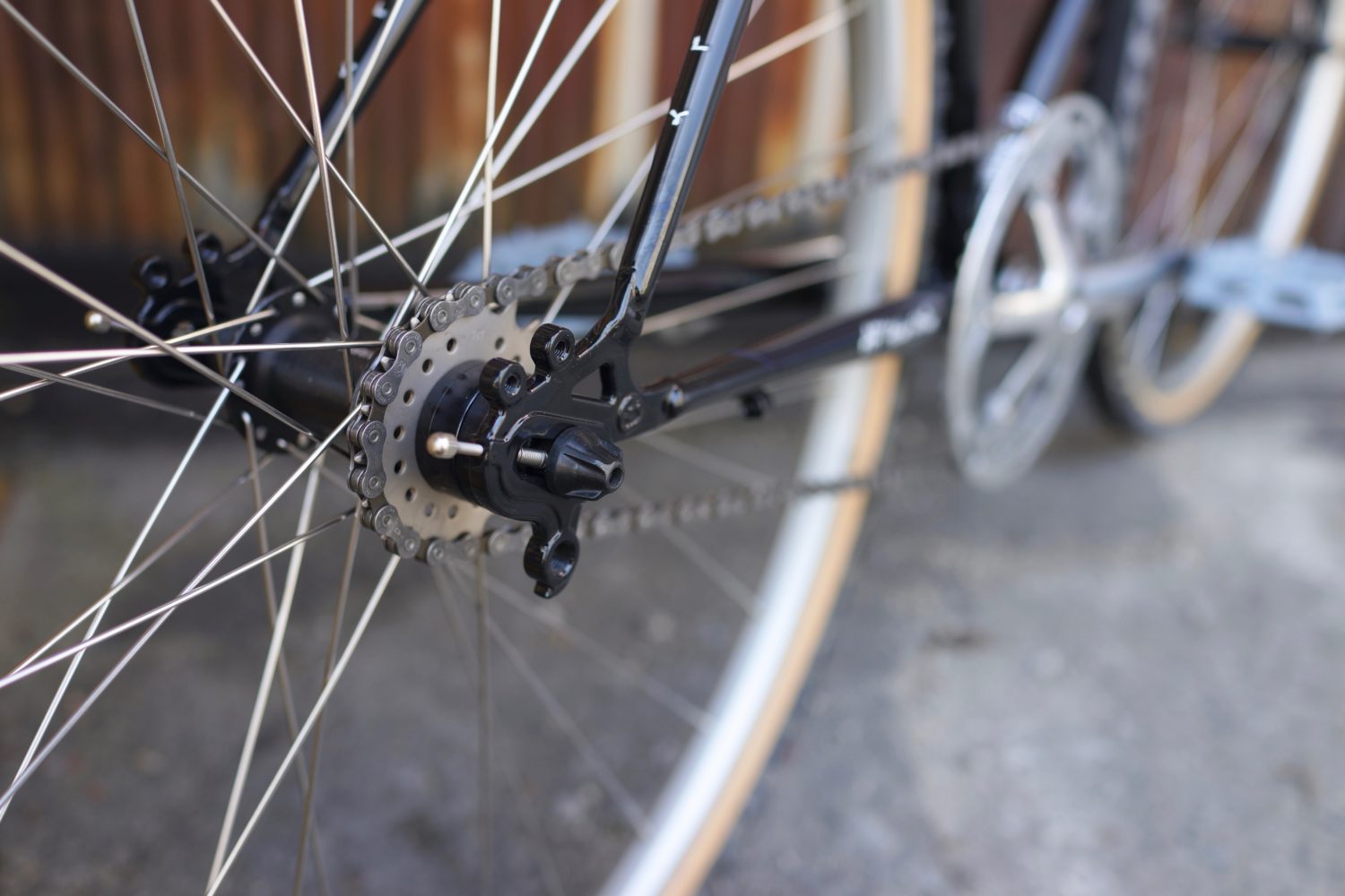 【SURLY Cross Check Single speed】名古屋を走るならシングルスピードが気軽で最高。 | CULTURE CLUB